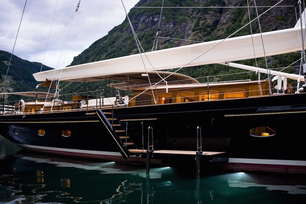 Yacht WISP, a Royal Huisman Superyacht | CHARTERWORLD Luxury Superyacht ...